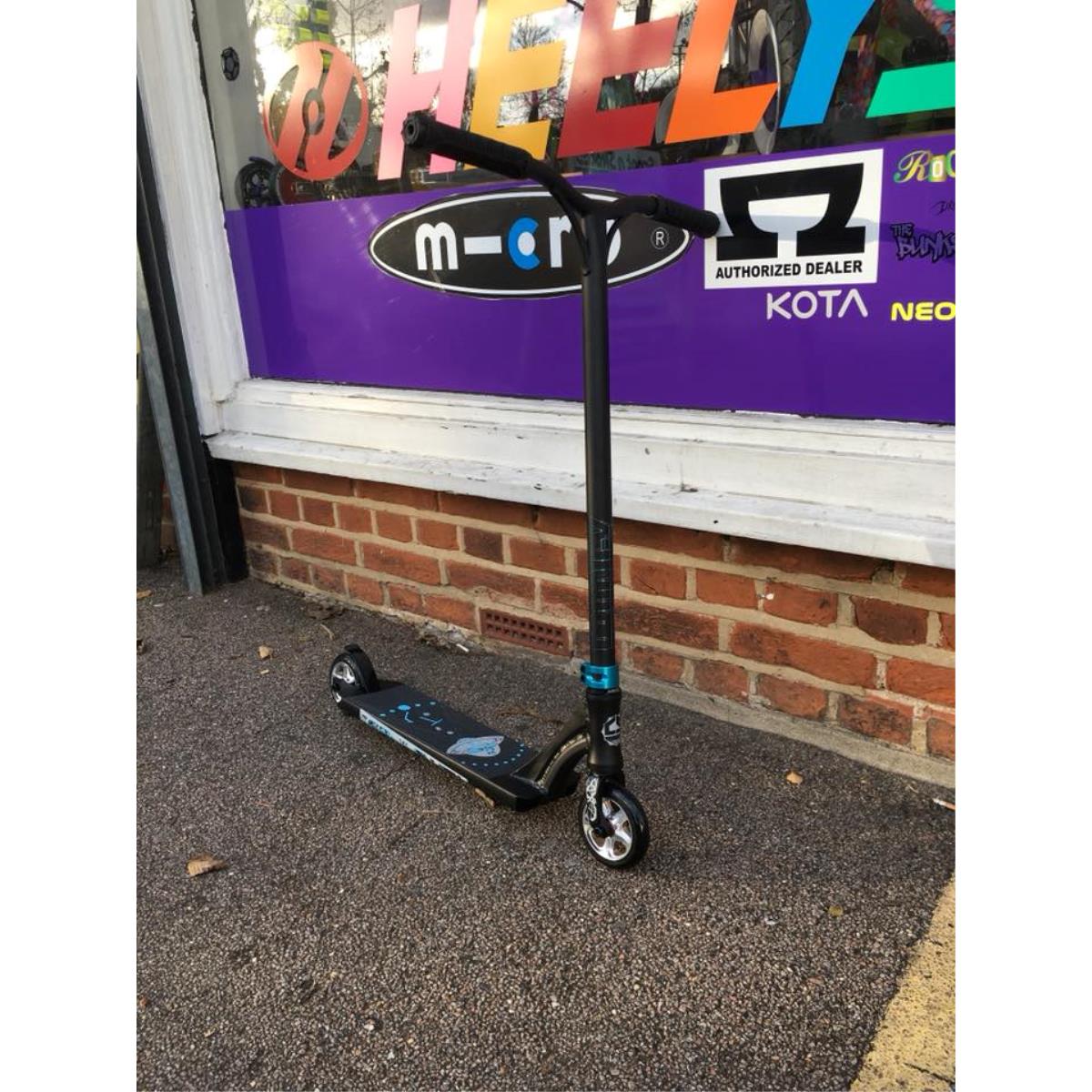 SNS CUSTOM Crisp/Mgp (SNSCUSTOM17) - Scoot n Skates